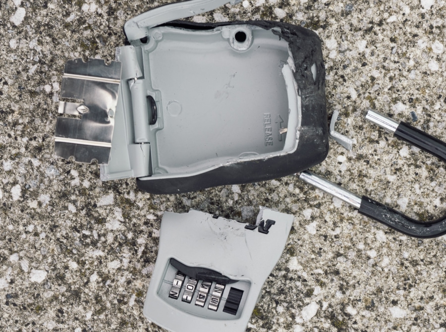 Spare key holding | KeyNest