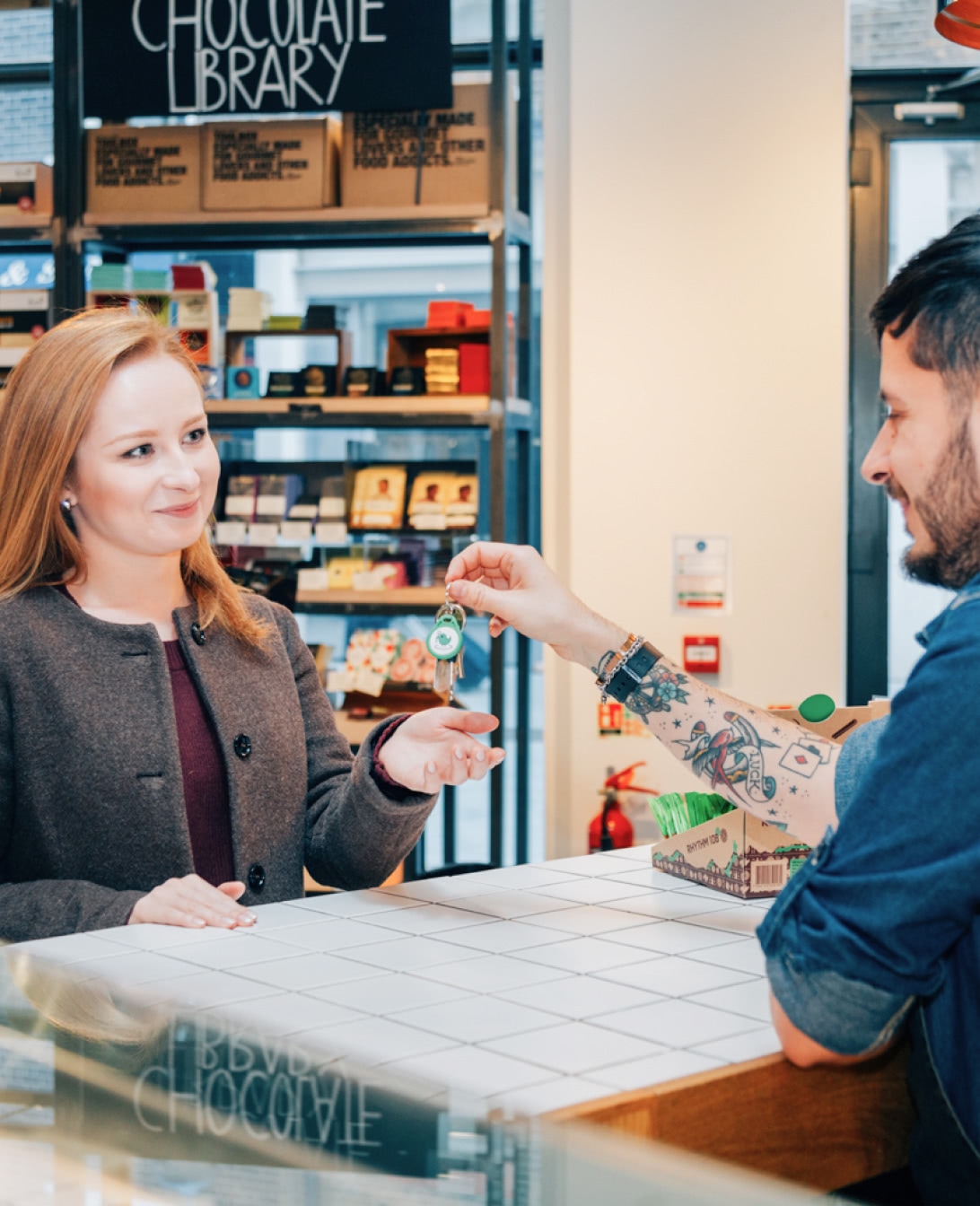 Airbnb Key Exchange | KeyNest UK